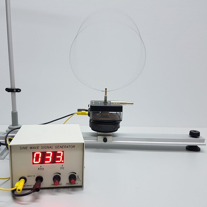 Demonstrator i Valëve të Frekuencave (VL012) – Eksploro.al